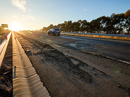 RACV road safety survey highlights danger on Victoria's regional roads ...
