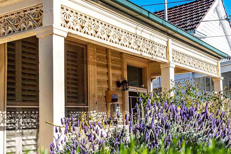 10 questions to ask before buying a heritage house | RACV