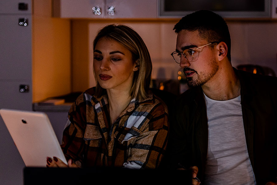 What to do in a power outage or blackout | RACV