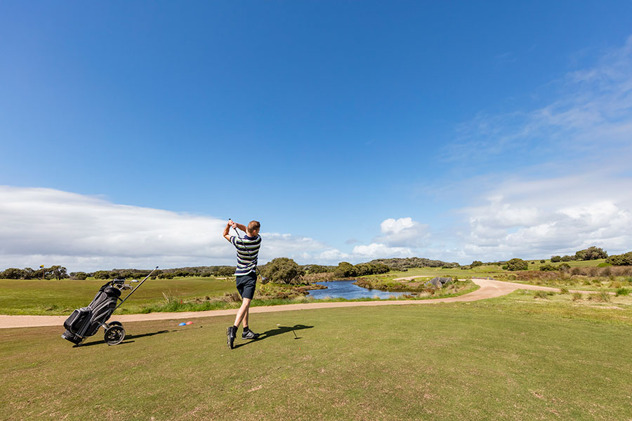 How to hit better off the tee | RACV