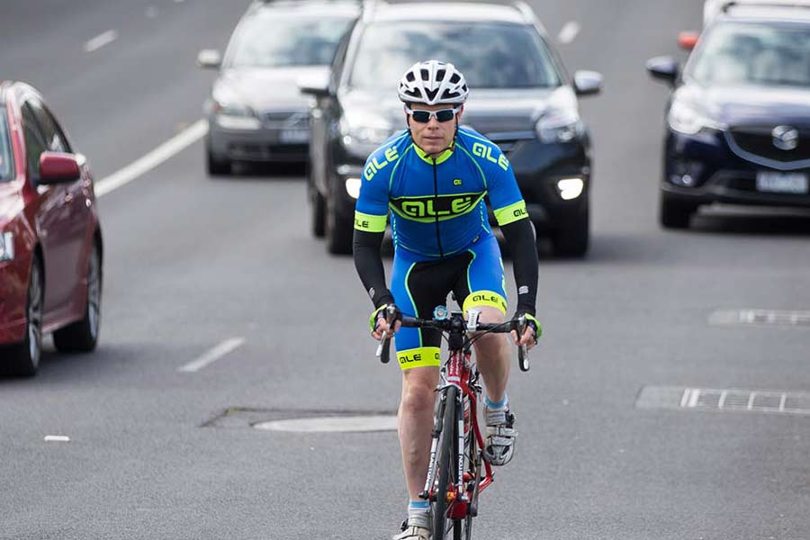 What you need to know about new one-metre passing law | RACV
