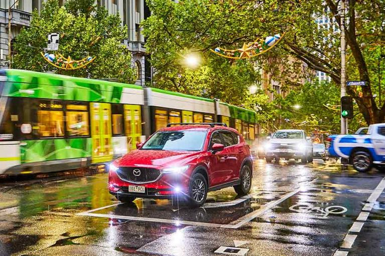 Guides to Victorian Road Rules | RACV