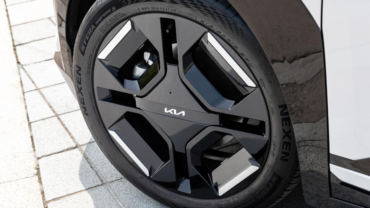 2025 Kia EV3 review | RACV